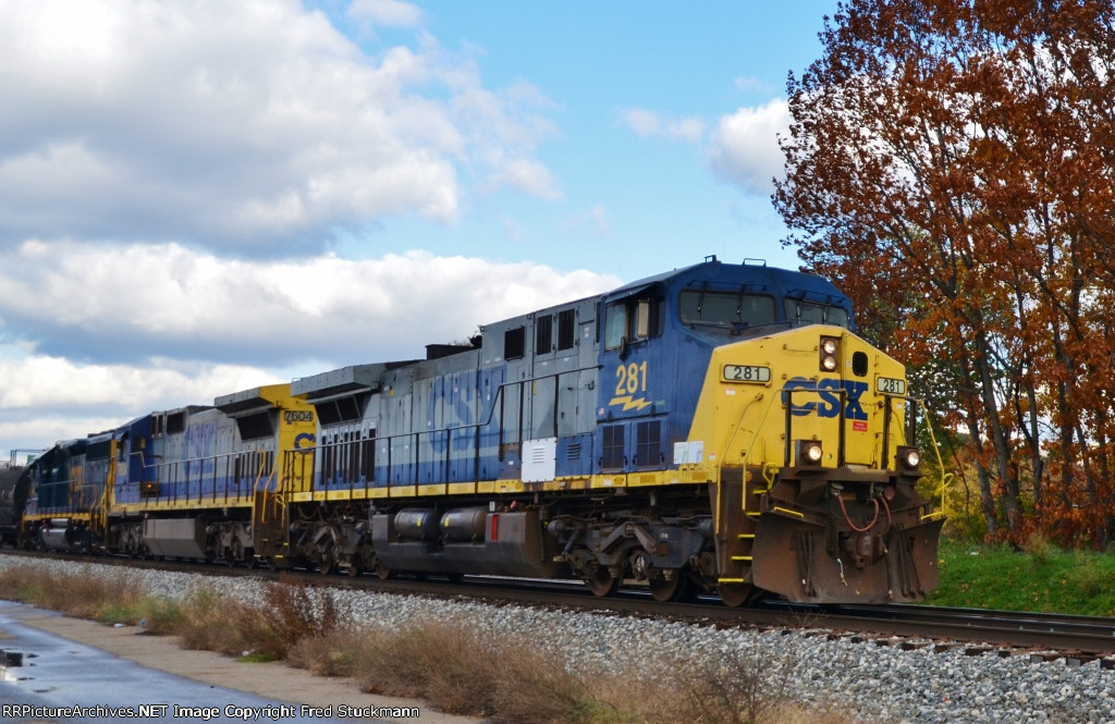 CSX 281 leads Q355.